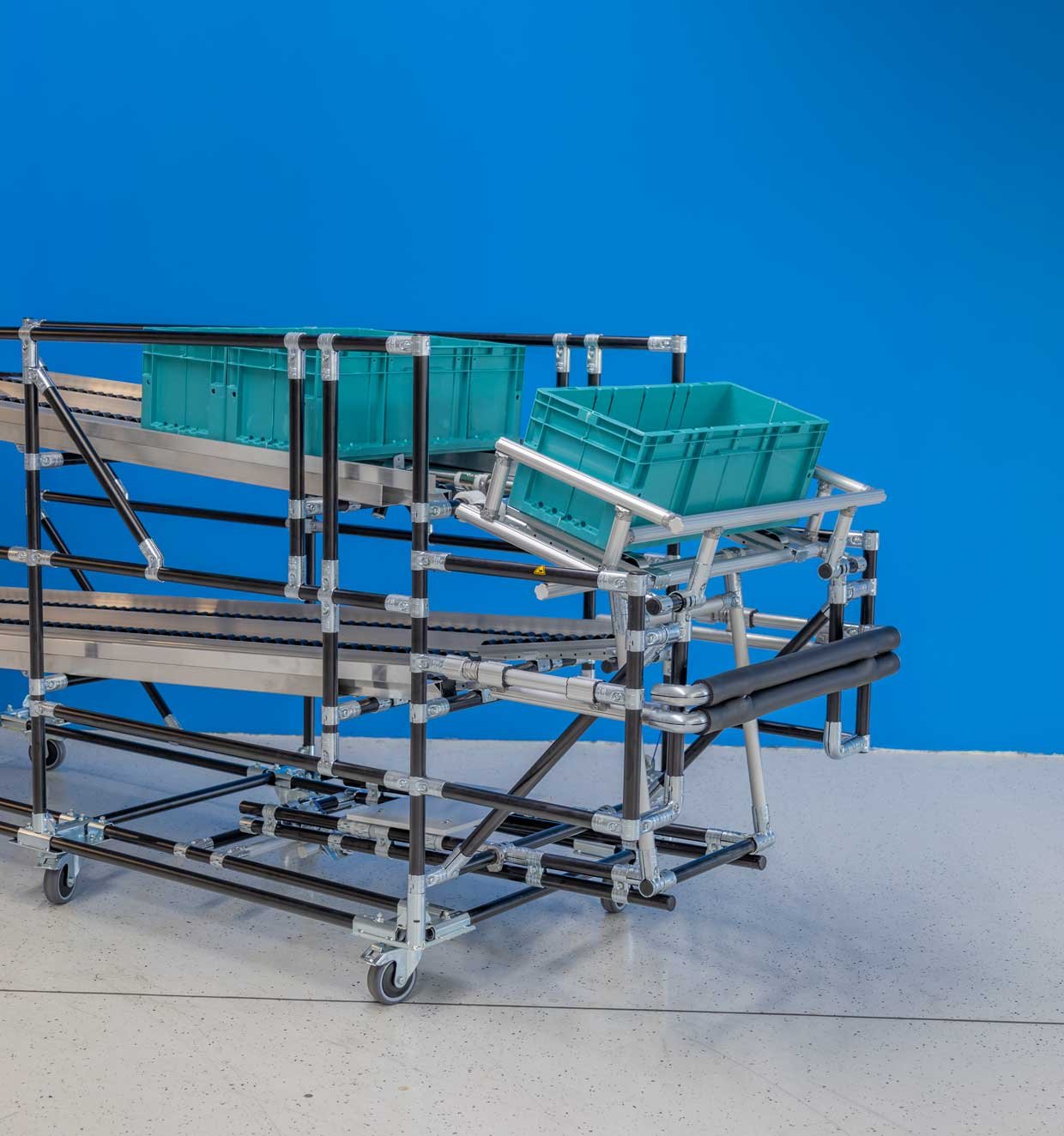 Modular rack systems for efficient storage | BeeWaTec