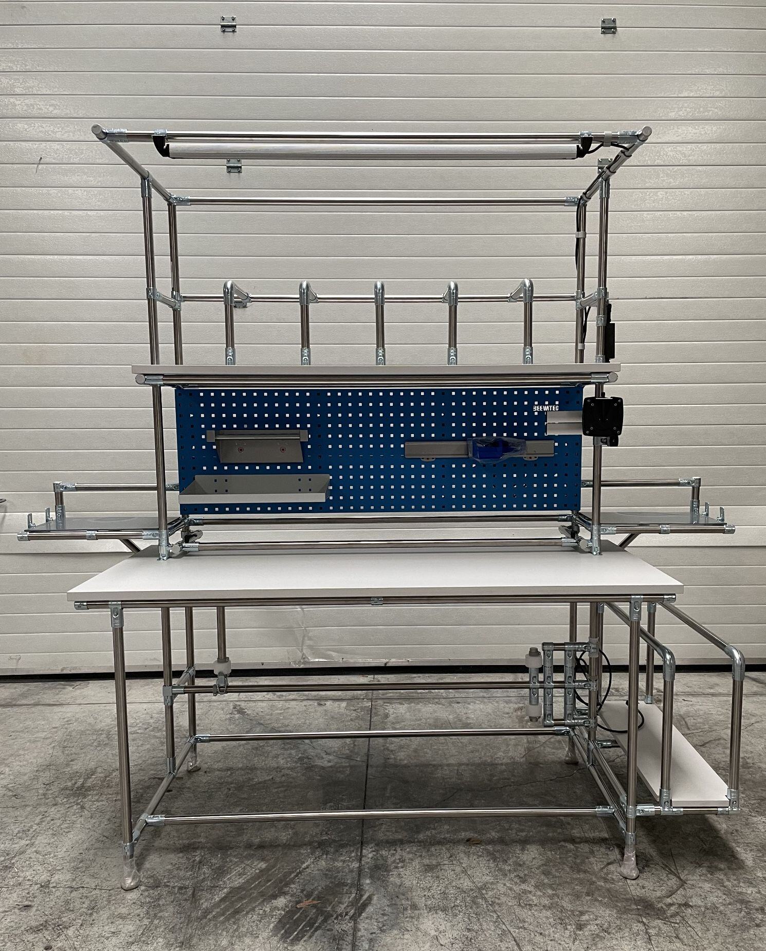 Packing table and packing stations: Efficient & ergonomic work tables