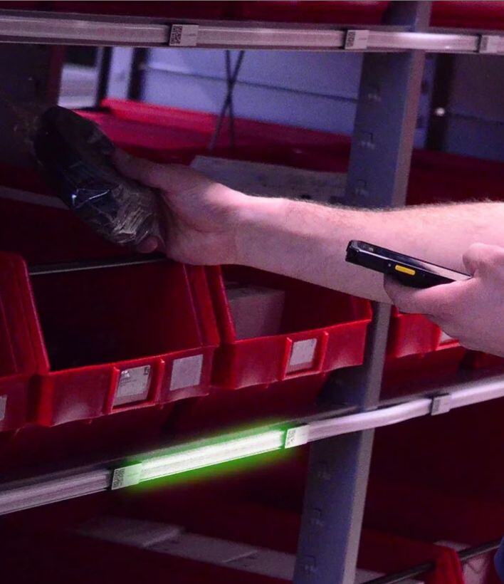 Pick by Light: for efficient and error-free picking | BeeWaTec
